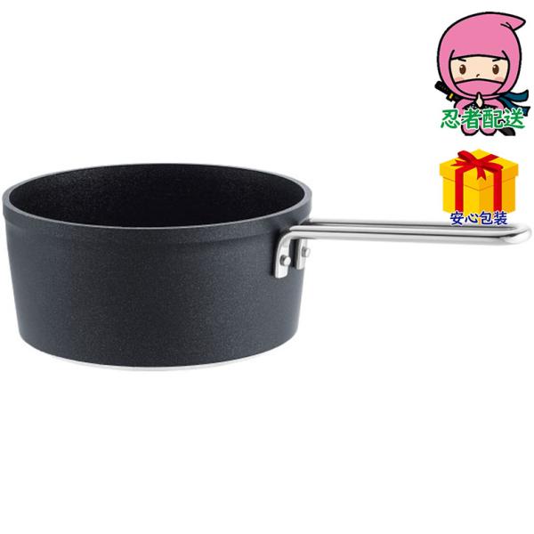 ●現品約19．5×34．5×10ｃｍ・本体重量＝約900ｇ●本体＝アルミニウムＰＴＦＥコーティング・底＝ステンレス鋼＋アルミニウム合金●容量＝約2ｌ（深さ＝約8．9ｃｍ）●ガスコンロ可●100・200Ｖ電磁調理器対応金属ヘラにも負けない強い...