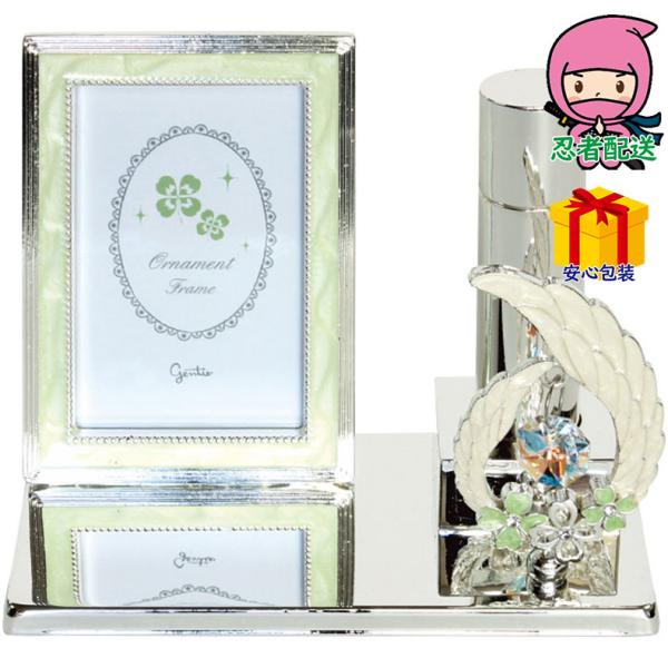 ●現品（オーナメントフレーム）約12×7×9．5ｃｍ、（フレーム）約5×8ｃｍ、（お骨入れ）約2×8×8ｃｍ、（お骨入れ内寸）約0．9φ×6．4ｃｍ●オーナメントフレーム＝亜鉛合金・ガラス・エポキシ・ラインストーン、お骨入れ＝亜鉛合金・ゴム...