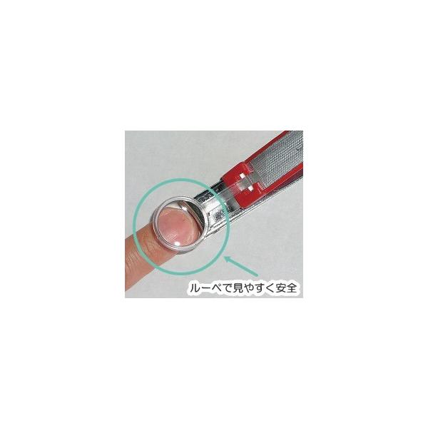 【送料について】北海道、沖縄、離島は別途送料を頂きます。・倍率4倍のレンズで大きく見えて安心。大きめサイズのしっかりした爪切り。・ルーペで見やすく安心、刃幅は広くカーブも緩やか。◆仕様●サイズ／10.5×2.5×1.8cm●重さ／98g●材...