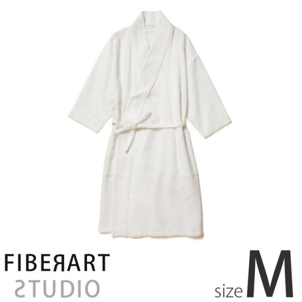 商品説明ミニワッフルキモノローブはミニマルで美しい襟元を考えて創られた着物衿のローブ。着丈はややショート丈、腰ひもは身頃に縫いこみ、着やすくしました。素材はワッフルの中でも薄手で軽量のミニワッフルを使用。軽快かつ爽やかな着心地でサッとはおれ...