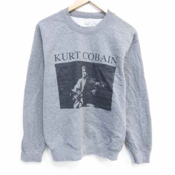 【表記サイズ】　S【実寸サイズ】　着丈（肩から裾）63cm　着幅（脇から脇）49cm　肩幅48cm　肩袖丈（肩から袖先）52cm　脇袖丈（脇から袖先）49cm【素材】　コットン50%、ポリエステル50%【程度】　A【コンディション】　全体良...