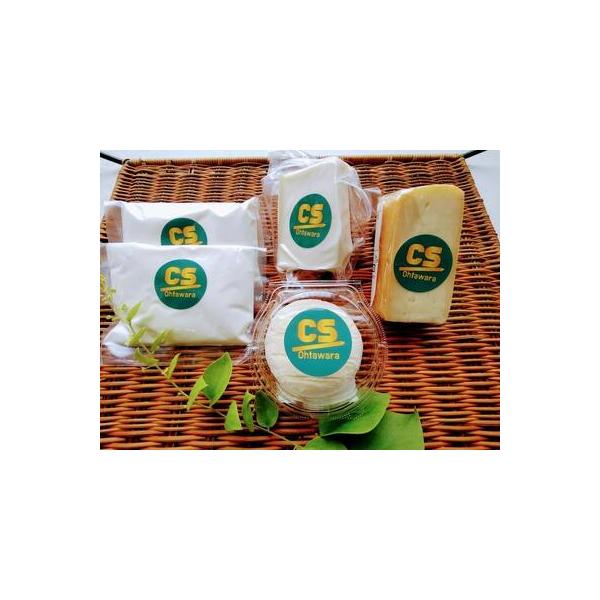 ■ 容量　飛雲（フレッシュチーズ）１００g×２個　小滝（フレッシュチーズ）１００g×１個　昌（ソフトタイプ）８０g×１個　大田原（ウォッシュチーズ）１００g×１個　【原材料】　生乳（栃木県産）、食塩　【賞味期限】　【飛雲】製造日より３０日　...