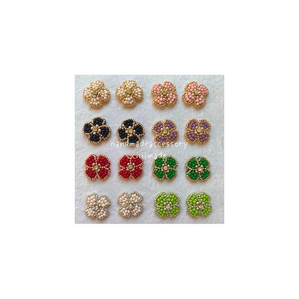 ■ 容量　ビーズ 刺繍 お花 :イヤリング 白（ふちシルバー）一対　約５０ｇ■ 配送について　入金確認後1〜２ヶ月程度で発送※本返礼品は、レターパック便でポストにお届けとなります。　タイプ：【常温】【ギフト】