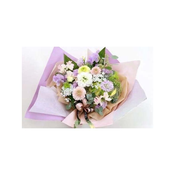 ■ 容量　使用花材によってサイズは変動します。　　▼カラーバリエーション　白＋ピンク系■ 配送について　寄附確認後、30営業日以内に発送予定　年末年始（12月・1月）は寄附確認後、60営業日以内に発送予定　※天候や発送状況により多少前後する...