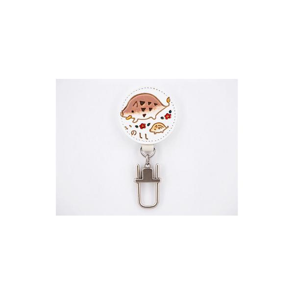 ■ 容量　［素材］：牛革　他　［デザイン］：亥　［文庫革のサイズ］：直径47mmの円形、厚み5mm　［金具も含めたサイズ］：全長98mm　［内蔵マグネット］：ネオジム磁石　［金具］：真鍮製ソフトニッケルメッキ（艶無し）　［製造国］：日本　■...