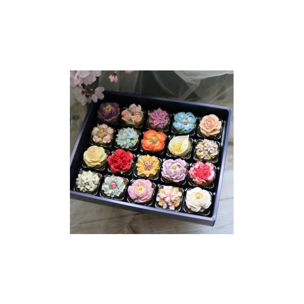 容量フラワークッキー1個当たり約35ｇ〜40ｇ フラワークッキー20個入り和菓子ケースのサイズ ：297×240×47mm消費期限製造日より常温5日直射日光、高温多湿を避けて保存してください。冷凍保存も可能です。冷凍保存なら1ヶ月可能です。...