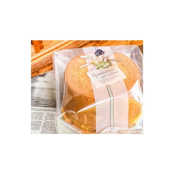 容量シフォンケーキ ホール（クリームチーズ味）：1個消費期限解凍後から1日※冷凍保存で1ヶ月発送期日寄附確認後、60営業日以内に発送予定年末年始（12月・1月）は寄附確認後、90営業日以内に発送予定※天候や発送状況により多少前後する場合がご...