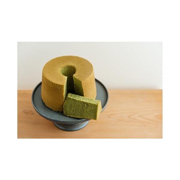 容量抹茶米粉しふぉんケーキ総個数：1ケーキ・洋菓子の形状：ホールケーキのサイズ：17センチトール原材料：米粉（熊本県産）甜菜糖（北海道産）小原たまご（愛知県産）米油（国産）抹茶粉（愛知県西尾産）クロレラ粉末、レモン汁消費期限賞味期限：製造日...