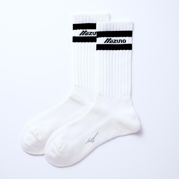 日本製サイズ／２2〜２4cm  　２５cm〜２７cm 　２８〜３０ｃｍ素材／綿、ポリエステル、その他■レギュラー丈■MIZUNOロゴ＋2本のラインがデザインポイント■通年使える吸湿機能■抗菌防臭機能■底パイル、フラット設計、かかと直角デザイ...