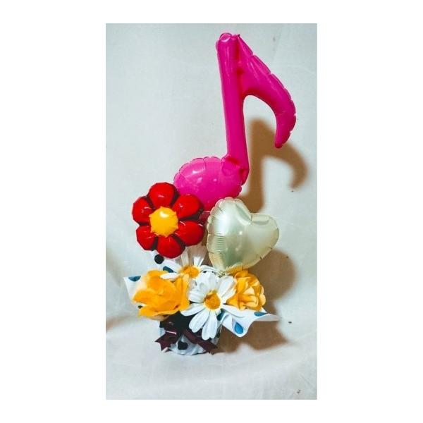 ★ピアノの発表会でよく贈られます。★卒業式・卒園式・退職のお祝いとして！★幼稚園・保育園・小中学校・高校や各種学校　大学の卒業式の飾りやお祝いとして★会場やご家庭を華やかにお祝いの雰囲気を作ります。