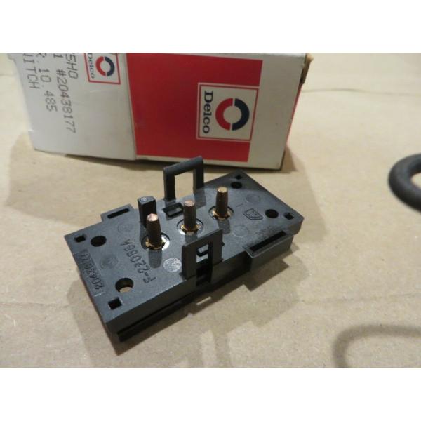 商品名: ACDelco 20438177 Switch Assembly ACDelco 20438177 Switch Assemblyブランド: acdelco高さ: 3.81cm横幅: 3.81cm奥行: 7.874cm重量: 18...