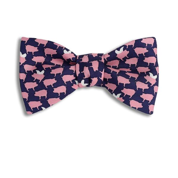 商品名: Josh BachメンズWhen Pigs FlyセルフネクタイSilk Bow Tie inブルー、Made in USA Josh Bach Men's When Pigs Fly Self Tie Silk Bow Tie ...