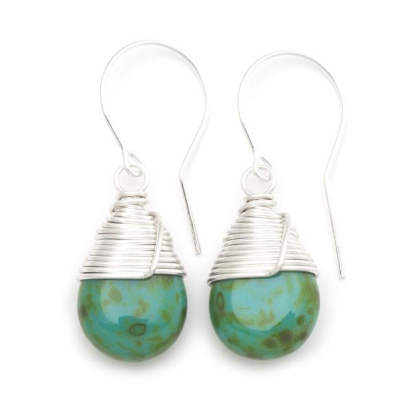 商品名Green Czech Glass Wire-wrapped Sterling Silver Hook Earrings 1.4 Inchesブランド：Generic商品サイズ：高さ：0.3 cm横幅：5.8 cm奥行：8.9 cm重...