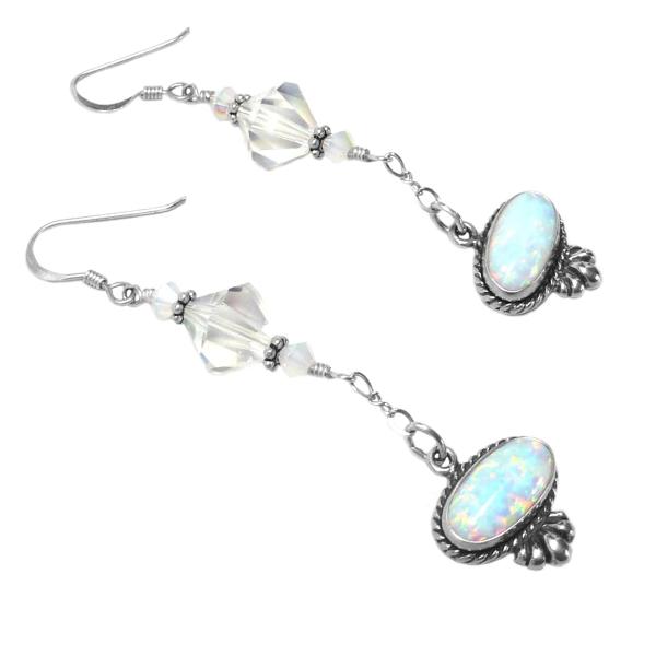 商品名Lab Grown White Opal Oval Crystal Sterling Silver Earringsブランド：Meredithbead商品サイズ：商品番号：色：white opal素材：crystal, lab opal