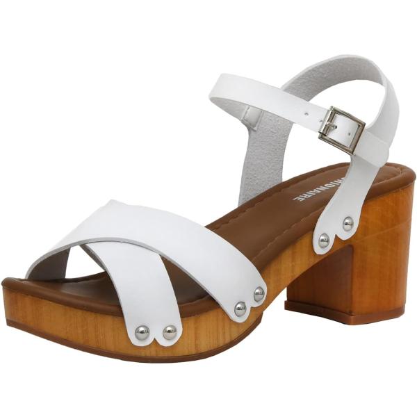 商品名CUSHIONAIRE レディース スレートフェイクウッドサンダル + 低反発インソール&amp;ライトソールテクノロジー   幅広い幅をご用意, ホワイト, 8 WideCUSHIONAIRE Women's Slate Faux ...