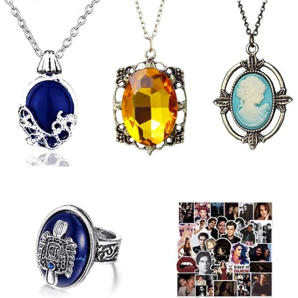 商品名HJYZY 14ピース ヴァンパイア・ダイアリーズ ステッカー エレナ デイモンのリング デイモンのリング デイウォーキング キャサリン サファイア クリスタル ペンダント ネックレス ボニー・ベネット ネックレスセットHJYZY 1...