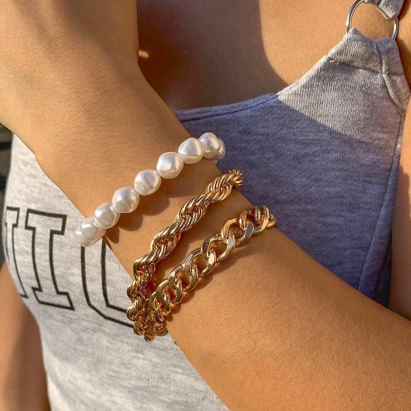 商品名Jumwrit 繊細なパールブレスレット キューバリンクチェーンブレスレット ゴールドツイストロープブレスレット スタッカブルブレスレット 調節可能なファッションブレスレット 女性と女の子用 (3ピース)Jumwrit Delicat...