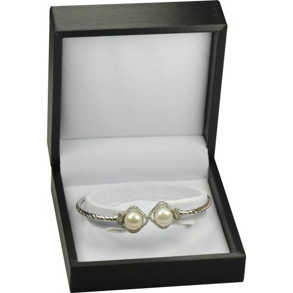 商品名バングルブレスレット腕時計ボックス ラグジュアリー ソフトタッチ PUレザー素材 リッチブラックカラー 誕生日、バレンタインデー、母の日、父の日、クリスマスボックスサイズ 3.54インチ(幅)×3.54インチ(奥行き)×1.65インチ...