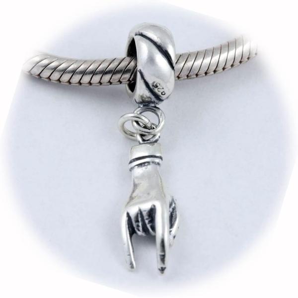 商品名New Italian Good Luck Hand Mano Cornuto 925 Sterling Silver European Bead Charm Horn TRRII2888ISSSLブランド：Generic商品サイズ：...