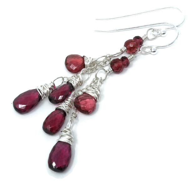 商品名Rhodolite Garnet Earrings Dangling Teardrops Sterling Silver Red 2 Inch Faceted Briolettes Cascadeブランド：Aerides Design...