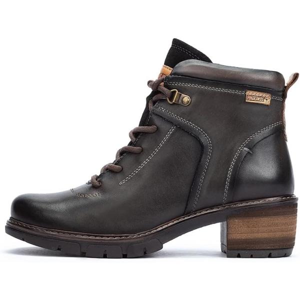 商品名PIKOLINOS leather Ankle Boots SAN SEBASTIA W1T - size 8.5ブランド：PIKOLINOS商品サイズ：8.5-9高さ：11.8 cm横幅：26.6 cm奥行：32.9 cm重量：58...