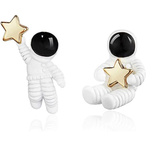 商品名アシンメトリー 宇宙飛行士 星 小さなスタッドイヤリング レディース ティーン ガールズ クリエイティブ キュート 漫画 3D ホワイト 宇宙人 流星 惑星 宇宙 低刺激性 イヤリング 宇宙科学愛好家向け ファッションジュエリーギフト...