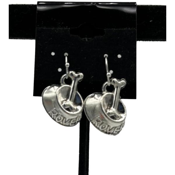 商品名Silvertone Dog Bowl and Bone Charm Dangle Earrings with Sterling Silver Hooksブランド：Mama Otter's Tidbits商品サイズ：高さ：2.5 cm...