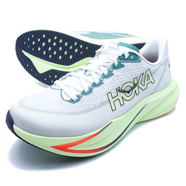 ランニングシューズメーカー：ホカ オネオネ HOKA ONEONEカラー：フロスト / ネオン ユズアッパー：クリールジャカードアッパーミッドソール：スーパークリティカルフォームEVAアウトソール：ラバースーパークリティカルフォームEVAの...