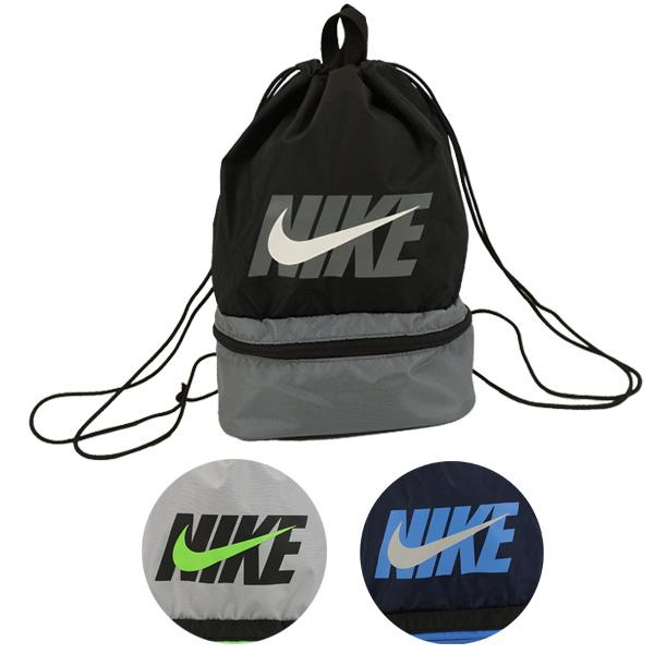 プールバッグメーカー：ナイキ NIKEカラー：【0009】【0018】【0019】素材：ポリエステルサイズ：25×41×16(14L)ナップザックタイプの定番プールバッグ。上下で収納スペースが分かれており、使用後の水着と着替えを分けて入れら...