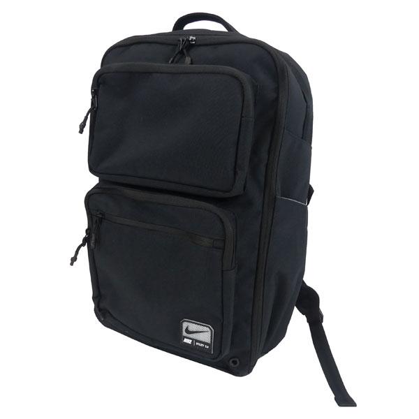 バックパックメーカー：ナイキ（NIKE）カラー：【010】ブラックサイズ：28×49×15cm容量：27Lメッシュポケットとラップトップ用スリーブを備え、シューズや着替えを楽々収納ハイテク機器を収納できるジッパー付きポケットには、最大16イ...