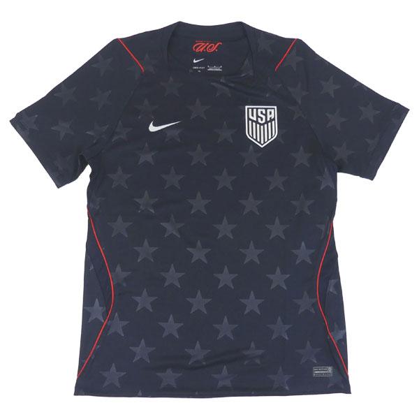 USサイズです。日本規格よりワンサイズ大きめの作りになっています。アメリカ代表 2nd レプリカユニフォームメーカー：ナイキ(NIKE)カラー：【475】素材：ポリエステル100%アメリカ代表 アウェイレプリカユニフォーム【在庫について】当...