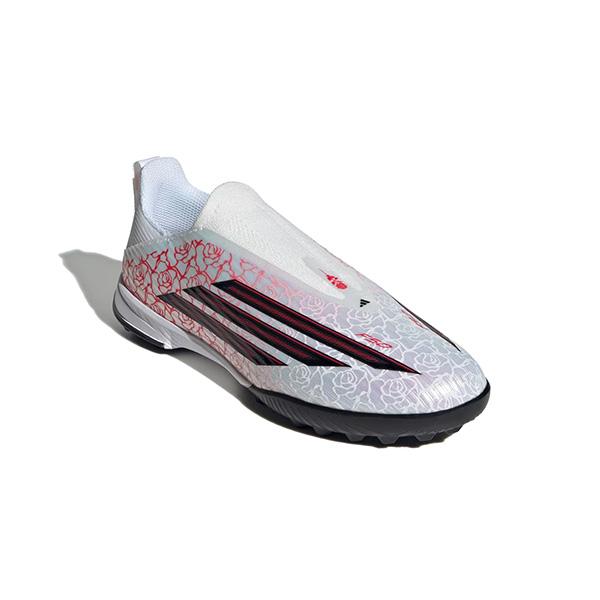 ジュニア サッカー トレーニングシューズメーカー：アディダス adidasカラー：Cloud White / Core Black / Lucid Redアッパー：合成繊維・合成樹脂アウトソール：ゴム底サッカーに夢中な子どもたち向けにつくら...