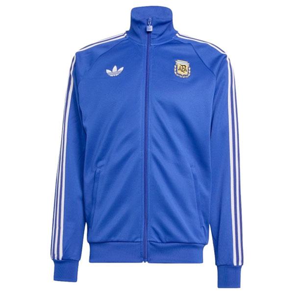 アルゼンチン代表 トラックジャケットメーカー：アディダス adidasカラー：ルシッドブルー(JZ6305)素材：ポリエステル70%、コットン30%アルゼンチン代表 オリジナルス トラックトップには、サッカーの伝統とモダンなスタイルが融合し...