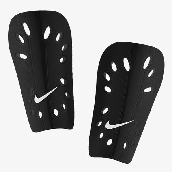 サッカー フットサル すね当て シンガードメーカー：ナイキ（NIKE）カラー：009(ブラック×ホワイト)サイズSS：130 x 60mm S：145 x 70mmM：160 x 80mm人間の脛骨の計上に適した構造耐久性に富む薄型PEボデ...