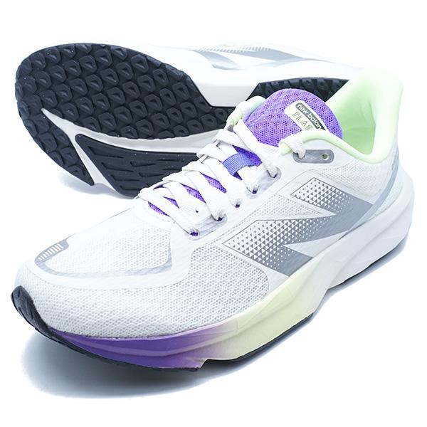 レディース ランニングシューズメーカー：ニューバランス New Balanceカラー：WHITE/MULTIアッパー：合成繊維・合成樹脂ミッドソール：合成底アウトソール：ゴム底ランニングからトレーニングまで幅広く使えるデイリートレーナー「F...