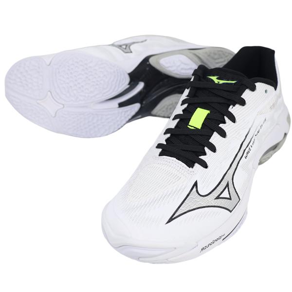 5層の新アッパー構造は、足全体を優しく包み込むシームレスなフィット感を実現。●カラー：(51)ホワイト×ブラック●サイズ：23.0 - 28.5●製造国：ベトナム●質量：約295g(27.0cm片方)●甲材：合成繊維、人工皮革●底材：合成底...