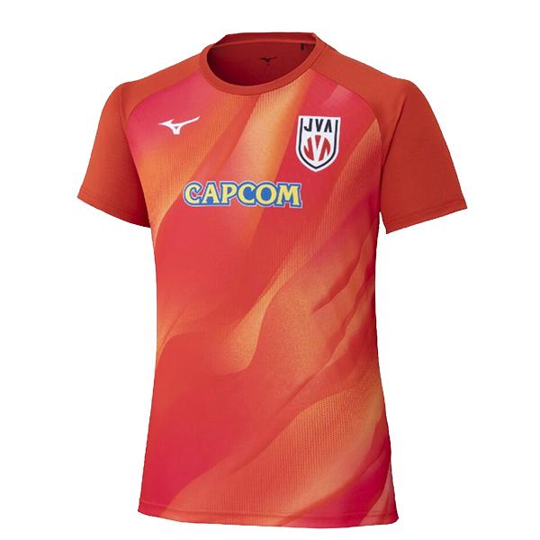 2026バレーボール女子日本代表サイン入り応援Tシャツユニセックス日本代表ゲームウエアのグラフィックを採用しています。女子日本代表選手へパワーを与える応援Tシャツ。【メーカー】 ミズノ MIZUNO【カラー】62：レッド【素材】ポリエステル...