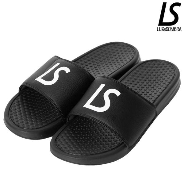 LUZeSOMBRAのLSフッチボールサンダル!!  ルースイソンブラのシャワーサンダルです。LSロゴが入ったシンプルなデザインです。 ソックスを履いたままでも履けるのが便利です。 アウトドアはもちろんフットサル終わりや、ちょっと近くまで幅...