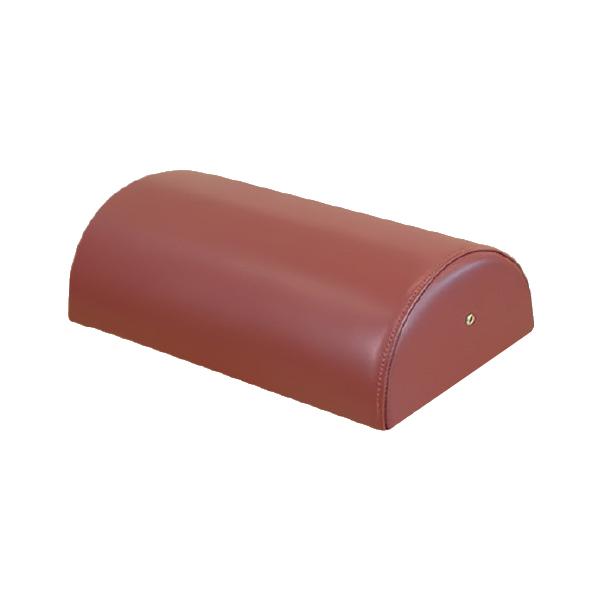 うつぶせ姿勢時に使用するケアーバストなどと併用して使用するマクラです。カラー：クラシックブラウン（BRモデル専用色）。幅37cm、奥行き24cm、高さ12cmキーワード:BR半円マクラ大 治療用 施術用 マッサージ用 補助 クッション マク...