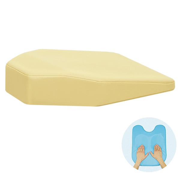 うつ伏せ姿勢の胸当て用として使用するマクラです。胸が当たる部分に窪み（エアホール）を設けています。エアホール加工により、胸部の圧迫感が軽減します。幅42cm、奥行50cm、高さ3/11cmキーワード:カットピロー胸当て 治療用 補助クッショ...