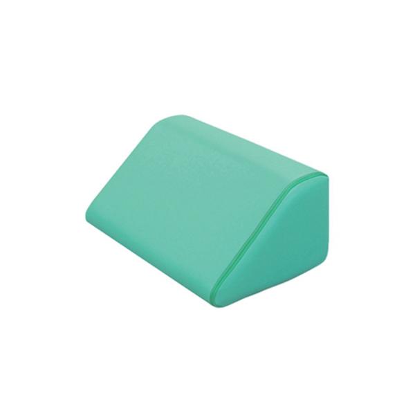 リハビリなどに使用できるマクラです。幅44cm、奥行28cm、高さ20cmキーワード:リハビリマクラ 治療用 補助クッション 施術用 マッサージ用 マクラ 枕