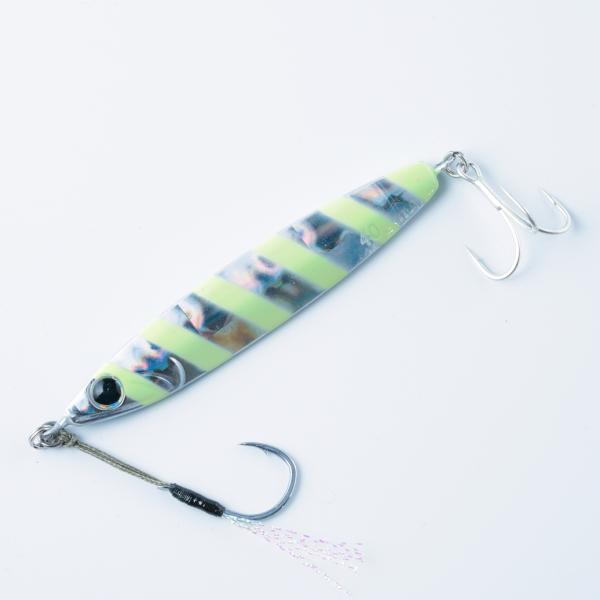 ■60g■フロント：シングルアシストM■リア：トレブルフック#3Rサーディン（リアルサーディン）は、フィッシュイーターが最も好むベイトである。左右対称のセンター後方ウエイトバランスにより、安定した飛距離を確保します。フォール時はひらひらとベ...