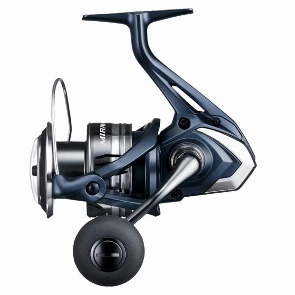 【シマノ 22ミラベル C5000XGの説明】 世界戦略機種、軽量フルCI4+ボディ(※)、「ミラベル」。ヴァンキッシュを頂点に回転の軽さ、自重の軽さを追求するMGLシリーズに、世界戦略機種となるミラベルが誕生しました。ボディなどの大型のパ...