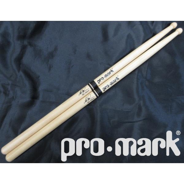 promark ドラムスティック DEEP PURPLE イアン・ペイスモデル。ヒッコリースティックで、弾力性があり適度な硬さで耐久性にも優れ、感触、バランスも良く、程良い重量で音量も出せるためハードロックドラマーに人気のスティックです。チ...