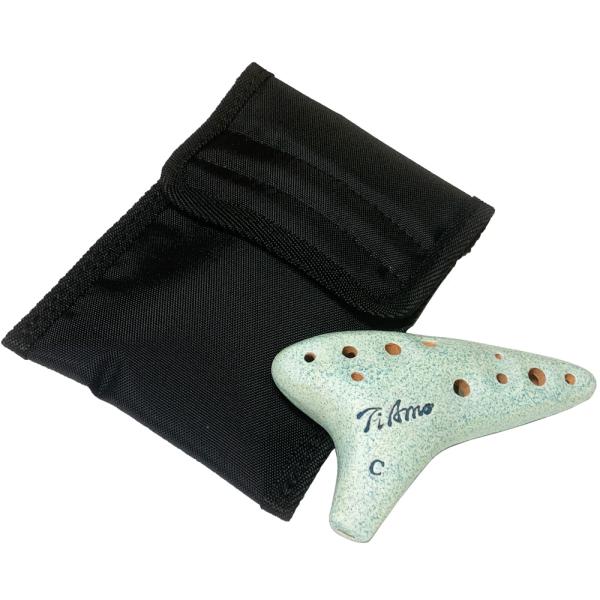 ティアーモ(Ti Amo)とは、イタリア語で、「あなたが好き」という意味です。 ティアーモのオカリナは、一つ一つ手工芸的技法で作られております。 土の温かさを持ち、そのユニークなフォルムから美しい旋律が生まれるよう、正確なピッチに調律されて...