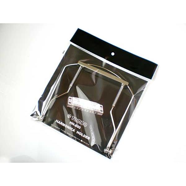 長渕剛の考案によるプレイヤーがもっとも使いやすい形状を採用。ニューミュージックに、ギター片手にキーボードと同時に幅広い活用性のホルダーです。