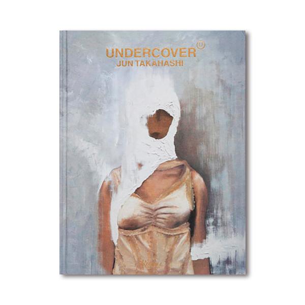 【発売日：2016年07月12日】原宿ストリートの象徴的存在として知られるUNDERCOVER。本書は、デザイナーである高橋盾の創作活動を網羅したビジュアルブックであり、ファッションデザインに加え、スケッチやグラフィックワーク、コラボレーシ...