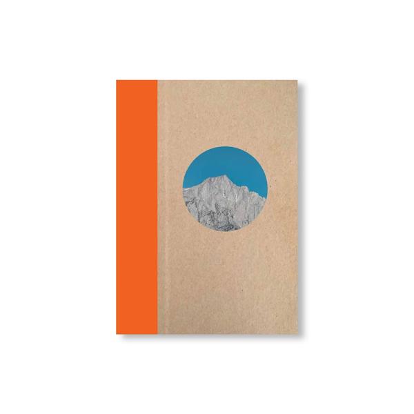 日本人写真家、柴田敏雄の作品集。アメリカの出版社「NAZRAELI PRESS」が手がけるプリント付き作品集シリーズ『ONE PICTURE BOOK TWO』の第52巻。全100タイトルをもって完結した『ONE PICTURE BOOK』...