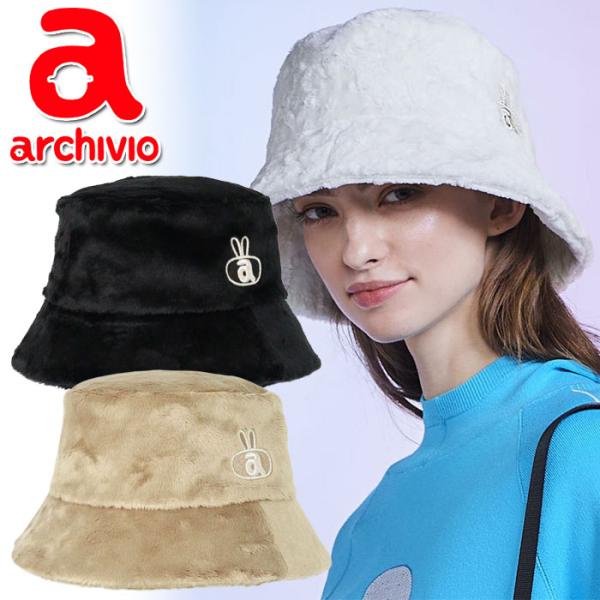 秋冬にぴったりのフェイクファー素材ハット・毛足が短めでやや光沢感のあるフェイクファー・ウサギロゴの刺繍のみのミニマルなデザイン・内側マジックテープベルトにてサイズ調整が可能・手洗い可能カタログ掲載商品■サイズ：フリー(頭周り57cm)■素材...