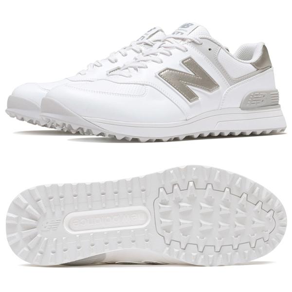 NewBalance Golf 574 v4 SL日本人の足にフィットするゴルフパフォーマンスラストを採用した人気の「574 」スパイクレスモデルがv4にアップデート。ゴルフに最適化したグリップ性の高いラギッド意匠のアウトソールと、捻れを抑...